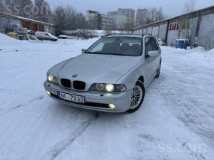 BMW 530 2001 Rīga, ar dzinēja tilpumu 3.00 L un nobraukumu 427 tūkst. km par 2400 €, foto  vietnē AUTOMOTO.COM.LV
