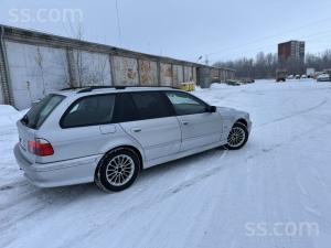 BMW 530 2001 in Riga, with an engine capacity of 3.00 L and mileage of 427 thousand km for 2400 €, photo 5 on AUTOMOTO.COM.LV