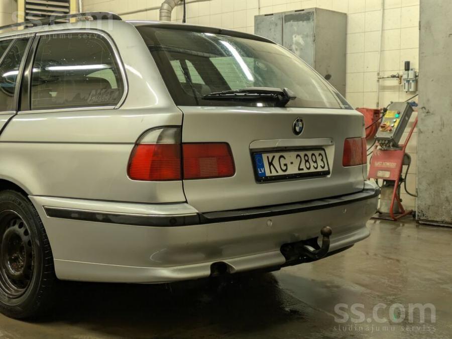 BMW 530 2001 in Jelgava, with an engine capacity of 3.00 L and mileage of 430 thousand km for 1600 €, photo 6 on AUTOMOTO.COM.LV