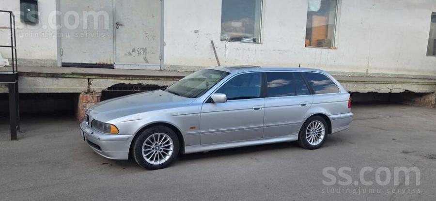 BMW 530 2001 Rīga, ar dzinēja tilpumu 3.00 L un nobraukumu 443 tūkst. km par 2650 €, foto 1 vietnē AUTOMOTO.COM.LV