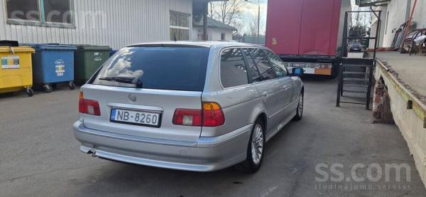 BMW 530 2001 in Riga, with an engine capacity of 3.00 L and mileage of 443 thousand km for 2650 €, photo 5 on AUTOMOTO.COM.LV