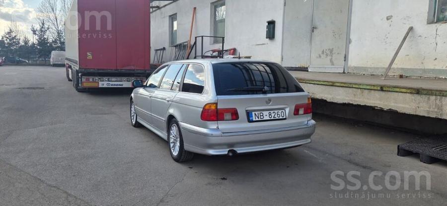 BMW 530 2001 Rīga, ar dzinēja tilpumu 3.00 L un nobraukumu 443 tūkst. km par 2650 €, foto 12 vietnē AUTOMOTO.COM.LV
