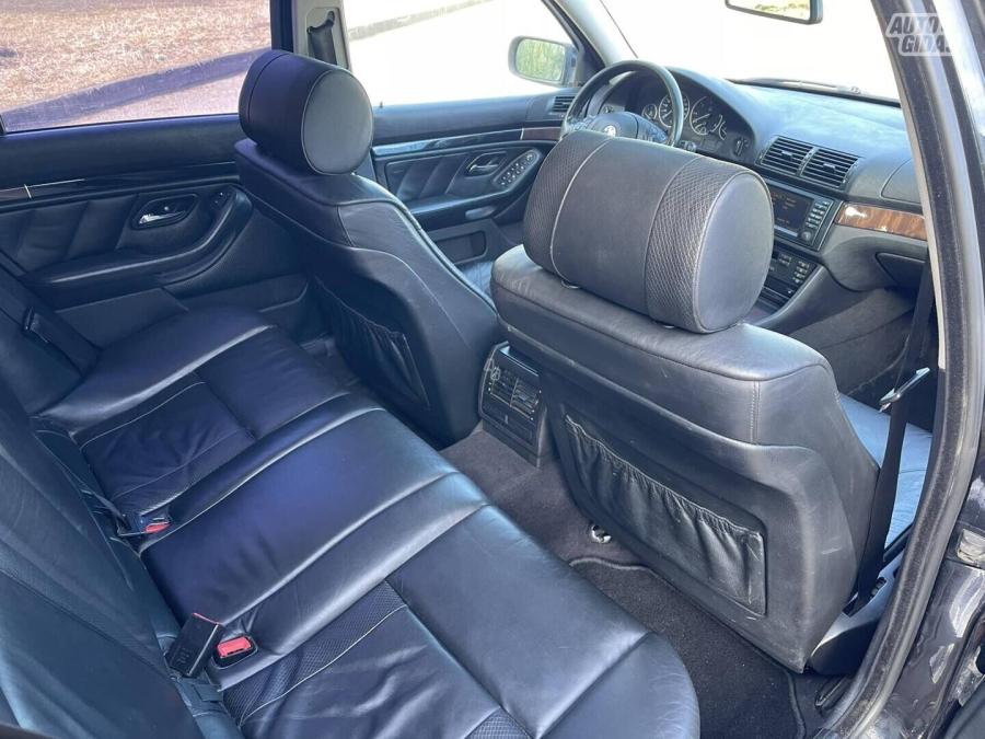 BMW 530 2001 Šauļi, ar dzinēja tilpumu 3.00 L un nobraukumu 320 tūkst. km par 1500 €, foto 15 vietnē AUTOMOTO.COM.LV