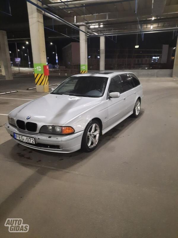 BMW 530 2002 in Vilnius, with an engine capacity of 3.00 L and mileage of 320 thousand km for 950 €, photo 5 on AUTOMOTO.COM.LV