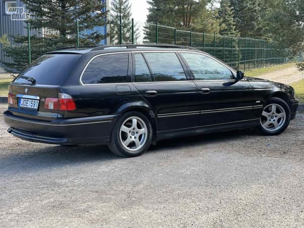 BMW 530 2002 in Siauliai, with an engine capacity of 3.00 L and mileage of 320 thousand km for 1500 €, photo 8 on AUTOMOTO.COM.LV