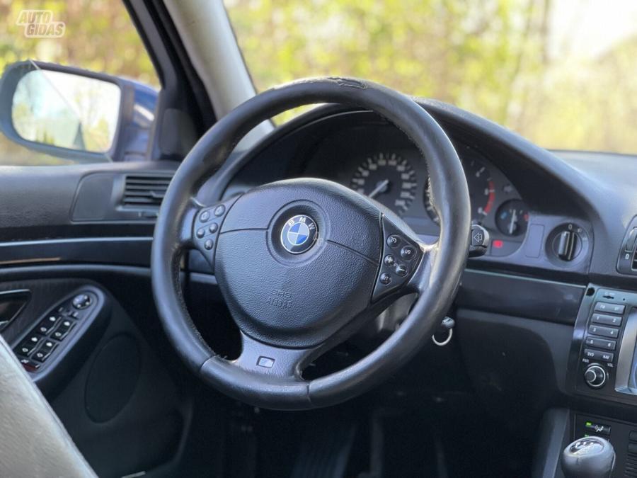BMW 530 2002 in Vilnius, with an engine capacity of 3.00 L and mileage of 420 thousand km for 1750 €, photo 22 on AUTOMOTO.COM.LV