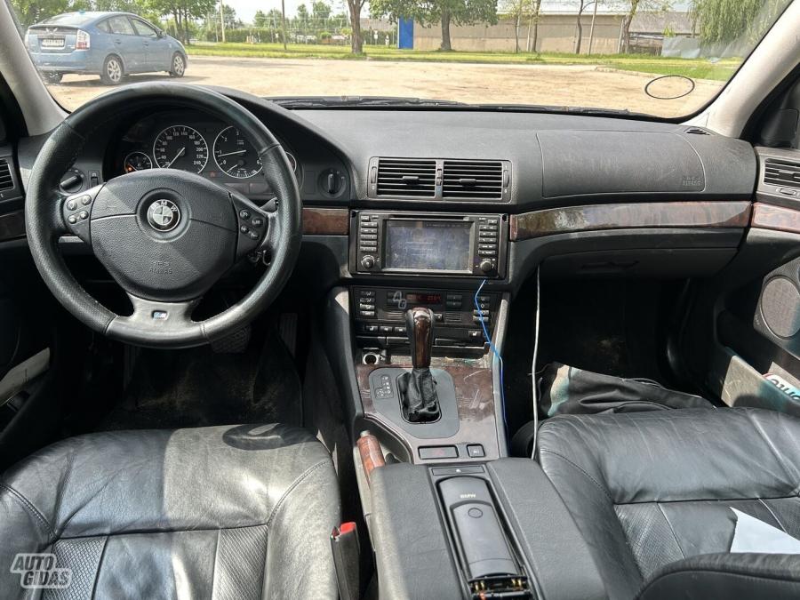 BMW 530 2002 in Jonava, with an engine capacity of 2.90 L and mileage of 350 thousand km for 1500 €, photo 6 on AUTOMOTO.COM.LV