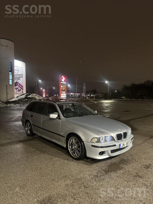 BMW 530 2002 in Riga, with an engine capacity of 3.00 L and mileage of 490 thousand km for 1750 €, photo 5 on AUTOMOTO.COM.LV