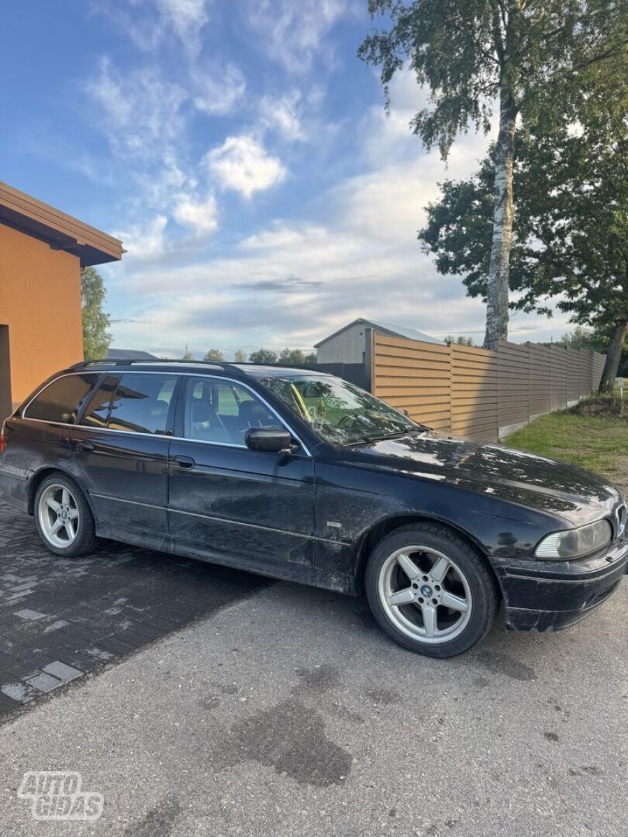 BMW 530 2002 in Vilnius, with an engine capacity of 2.90 L and mileage of 416 thousand km for 2100 €, photo 3 on AUTOMOTO.COM.LV