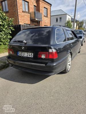 BMW 530 2002 Panevēža, ar dzinēja tilpumu 3.00 L un nobraukumu 339 tūkst. km par 1000 €, foto 3 vietnē AUTOMOTO.COM.LV