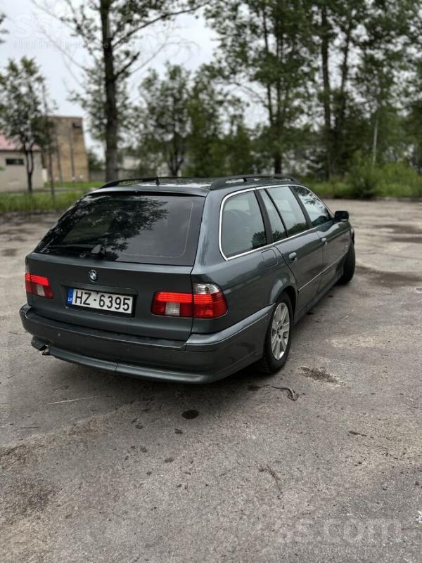 BMW 530 2003 in Riga, with an engine capacity of 3.00 L and mileage of 382 thousand km for 1900 €, photo 5 on AUTOMOTO.COM.LV