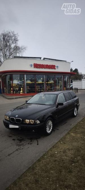BMW 530 2003 Viļņa, ar dzinēja tilpumu 3.00 L un nobraukumu 398 tūkst. km par 1000 €, foto  vietnē AUTOMOTO.COM.LV