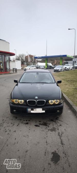 BMW 530 2003 Viļņa, ar dzinēja tilpumu 3.00 L un nobraukumu 398 tūkst. km par 1000 €, foto 3 vietnē AUTOMOTO.COM.LV