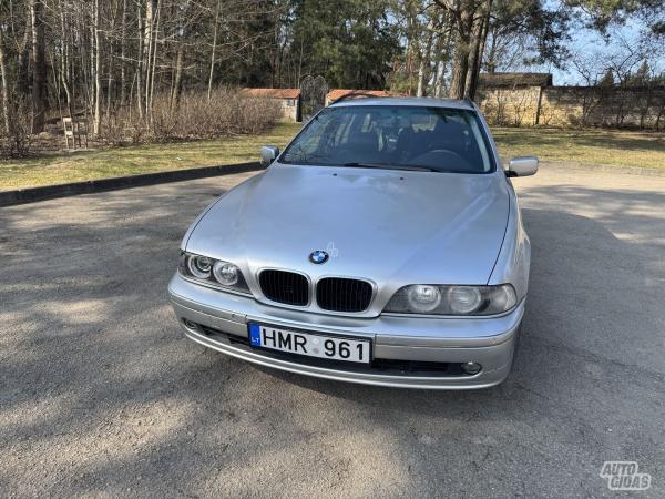 BMW 530 2003 in Vilnius, with an engine capacity of 3.00 L and mileage of 415 thousand km for 1550 €, photo 6 on AUTOMOTO.COM.LV