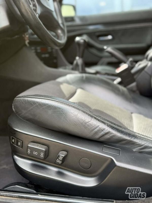 BMW 530 2003 in Kaunas, with an engine capacity of 3.00 L and mileage of 400 thousand km for 2100 €, photo 8 on AUTOMOTO.COM.LV