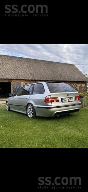 BMW 530 2003 in Valmiera, with an engine capacity of 3.00 L and mileage of 319 thousand km for 4500 €, photo 5 on AUTOMOTO.COM.LV
