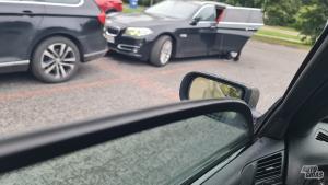 BMW 530 2003 in Kaunas, with an engine capacity of 3.00 L and mileage of 0 thousand km for 3850 €, photo 31 on AUTOMOTO.COM.LV