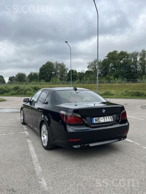 BMW 530 2004 Jēkabpils, ar dzinēja tilpumu 3.00 L un nobraukumu 438 tūkst. km par 3100 €, foto 4 vietnē AUTOMOTO.COM.LV