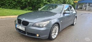 BMW 530 2004 Viļņa, ar dzinēja tilpumu 3.00 L un nobraukumu 323 tūkst. km par 2150 €, foto  vietnē AUTOMOTO.COM.LV