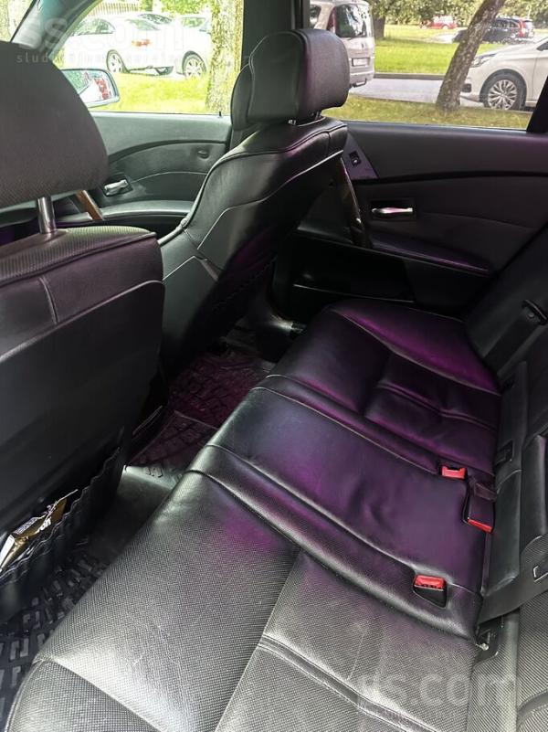 БМВ 530 2004 в Рига, объемом двигателя 3.00 л и пробегом 400 тыс. км за 3000 €, фото 2 на AUTOMOTO.COM.LV