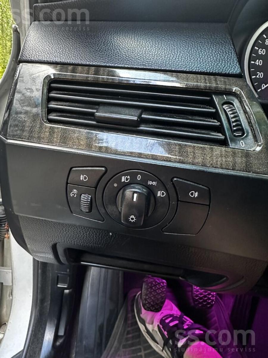 BMW 530 2004 in Riga, with an engine capacity of 3.00 L and mileage of 400 thousand km for 3000 €, photo 6 on AUTOMOTO.COM.LV