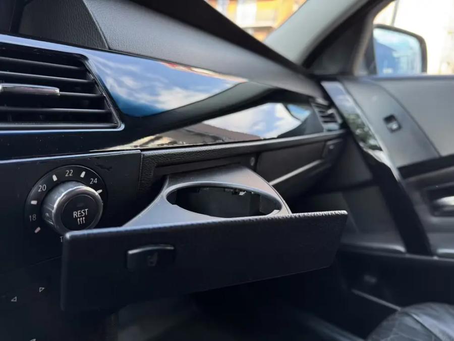 БМВ 530 2005 в Рига, объемом двигателя 3.00 л и пробегом 380 тыс. км за 3290 €, фото 12 на AUTOMOTO.COM.LV