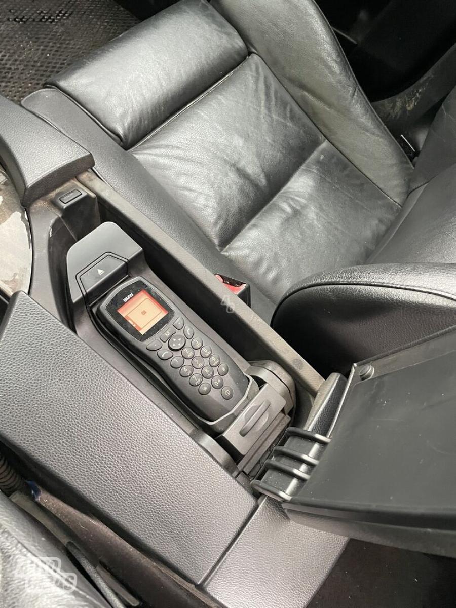 BMW 530 2005 Viļņa, ar dzinēja tilpumu 3.00 L un nobraukumu 355 tūkst. km par 3400 €, foto 14 vietnē AUTOMOTO.COM.LV