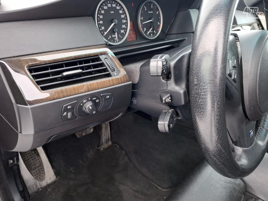 BMW 530 2006 Viļņa, ar dzinēja tilpumu 3.00 L un nobraukumu 305 tūkst. km par 4700 €, foto 16 vietnē AUTOMOTO.COM.LV