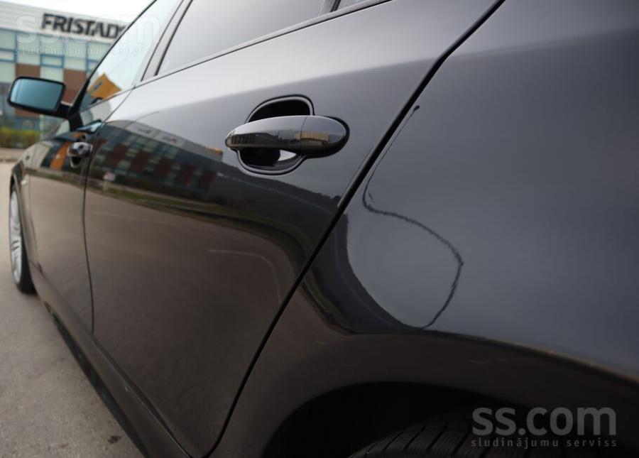 BMW 530 2006 in Riga, with an engine capacity of 3.00 L and mileage of 334 thousand km for 5450 €, photo 8 on AUTOMOTO.COM.LV