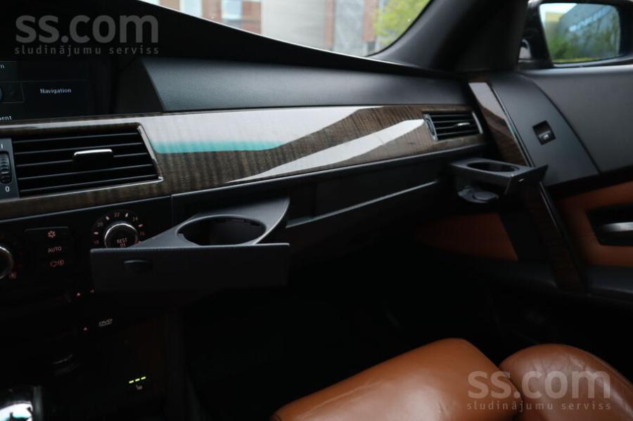 BMW 530 2006 in Riga, with an engine capacity of 3.00 L and mileage of 334 thousand km for 5450 €, photo 32 on AUTOMOTO.COM.LV