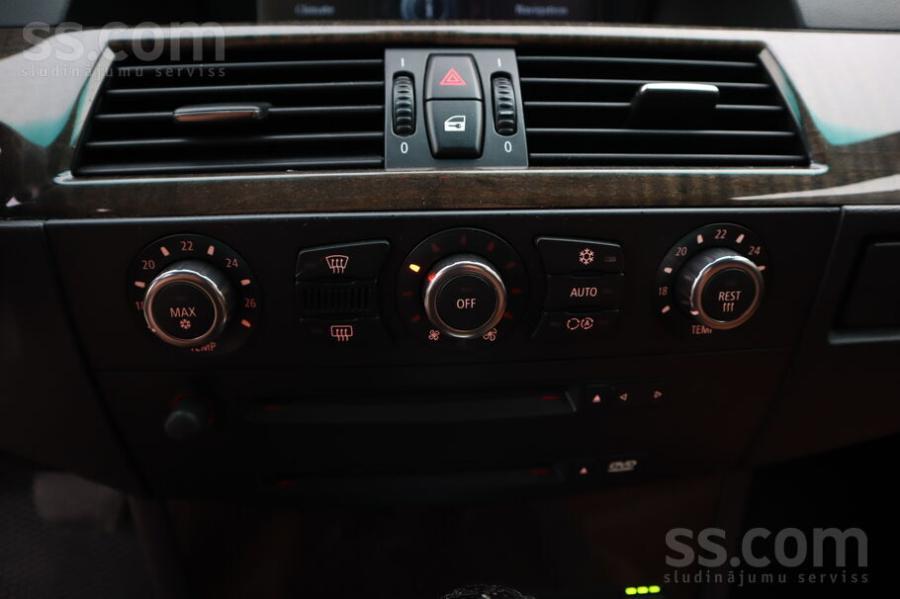 BMW 530 2006 in Riga, with an engine capacity of 3.00 L and mileage of 334 thousand km for 5450 €, photo 33 on AUTOMOTO.COM.LV
