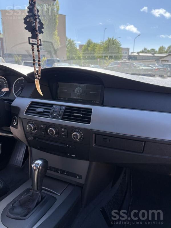BMW 530 2006 Liepāja, ar dzinēja tilpumu 3.00 L un nobraukumu 33 tūkst. km par 4700 €, foto 5 vietnē AUTOMOTO.COM.LV