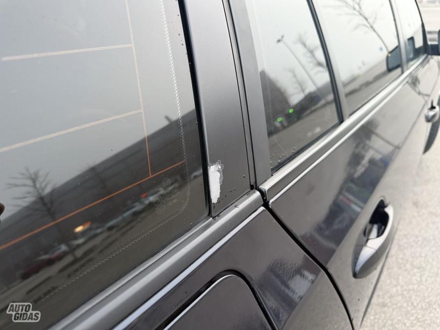 BMW 530 2007 Klaipėda, ar dzinēja tilpumu 3.00 L un nobraukumu 367 tūkst. km par 4900 €, foto 16 vietnē AUTOMOTO.COM.LV