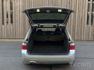 BMW 530 2007 in Riga, with an engine capacity of 3.00 L and mileage of 365 thousand km for 5900 €, photo 13 on AUTOMOTO.COM.LV