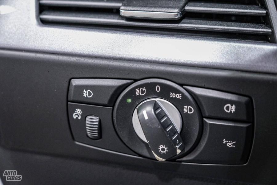 BMW 530 2008 in Kaunas, with an engine capacity of 3.00 L and mileage of 366 thousand km for 4890 €, photo 16 on AUTOMOTO.COM.LV
