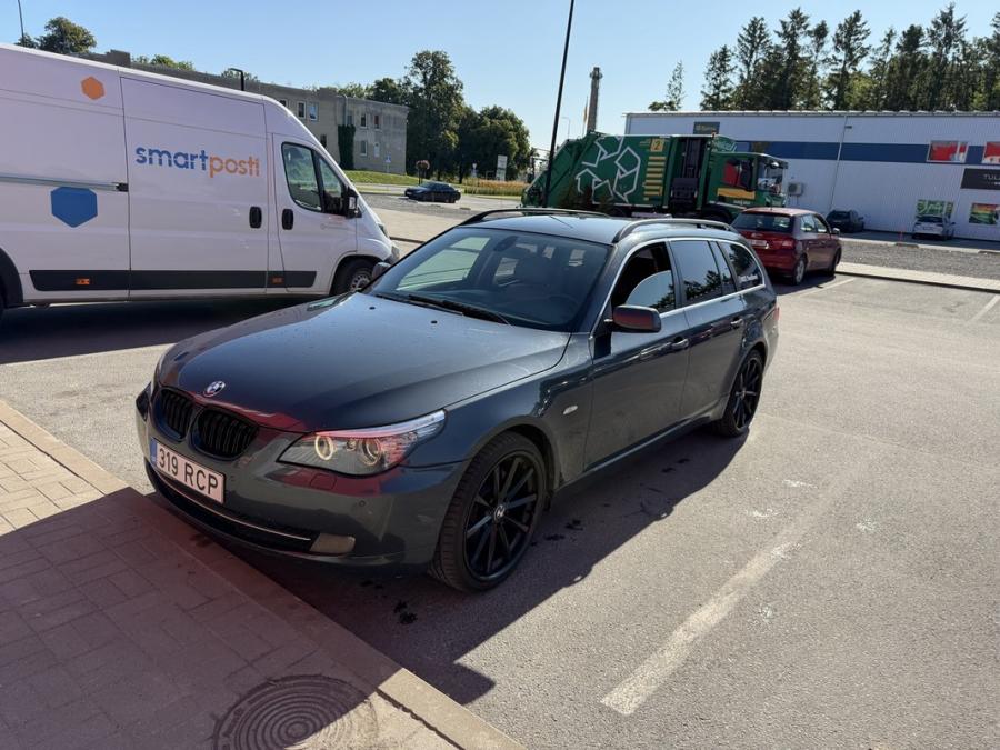 BMW 530 2008 Tallina, ar dzinēja tilpumu 3.00 L un nobraukumu 309 tūkst. km par 4499 €, foto 8 vietnē AUTOMOTO.COM.LV
