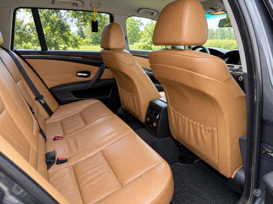 BMW 530 2008 Kauņa, ar dzinēja tilpumu 2.99 L un nobraukumu 379 tūkst. km par 4000 €, foto 6 vietnē AUTOMOTO.COM.LV