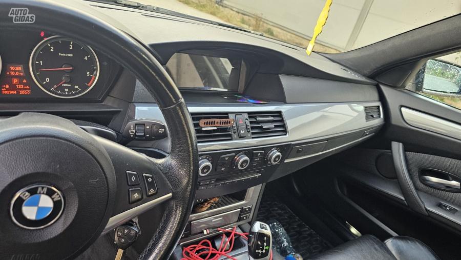 BMW 530 2008 Kauņa, ar dzinēja tilpumu 3.00 L un nobraukumu 358 tūkst. km par 3700 €, foto 15 vietnē AUTOMOTO.COM.LV