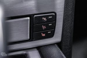 BMW 530 2010 in Kaunas, with an engine capacity of 3.00 L and mileage of 309 thousand km for 5990 €, photo 26 on AUTOMOTO.COM.LV