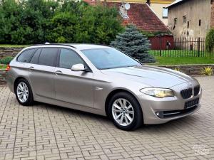 BMW 530 2011 in Vilnius, with an engine capacity of 3.00 L and mileage of 298 thousand km for 7200 €, photo 10 on AUTOMOTO.COM.LV
