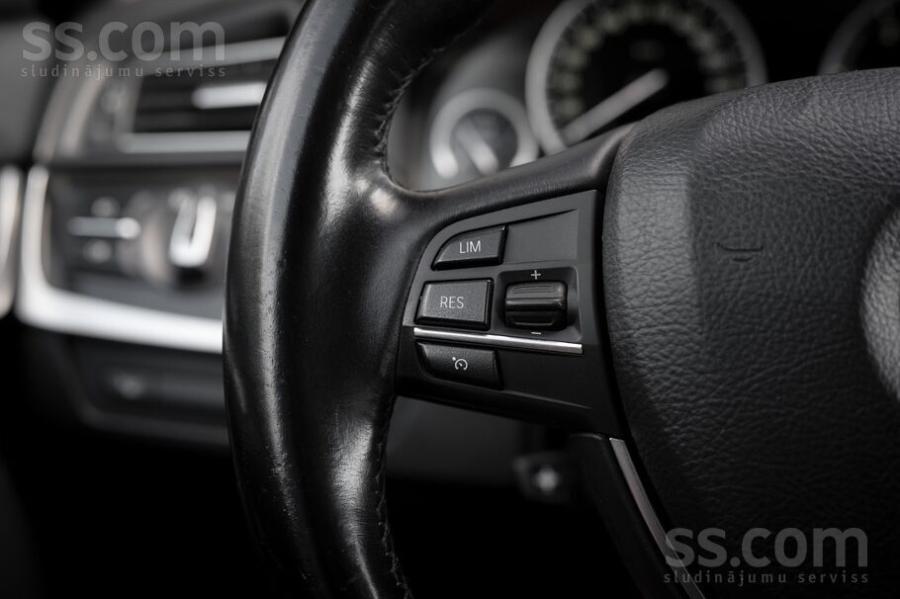 BMW 530 2011 in Talsi, with an engine capacity of 3.00 L and mileage of 364 thousand km for 8500 €, photo 20 on AUTOMOTO.COM.LV