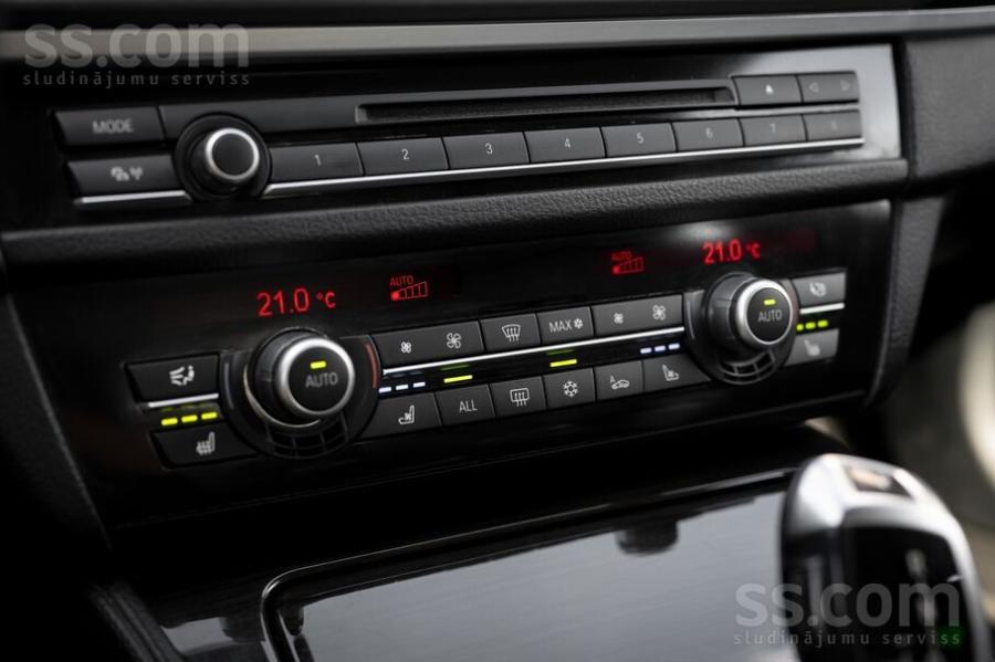 BMW 530 2011 in Talsi, with an engine capacity of 3.00 L and mileage of 364 thousand km for 8500 €, photo 29 on AUTOMOTO.COM.LV