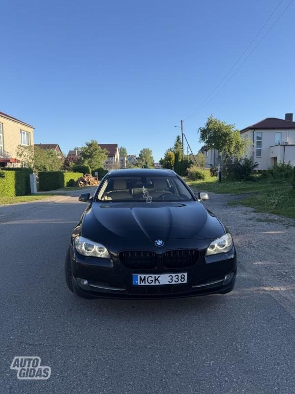 BMW 530 2011 in Utena, with an engine capacity of 3.00 L and mileage of 311 thousand km for 6900 €, photo 2 on AUTOMOTO.COM.LV