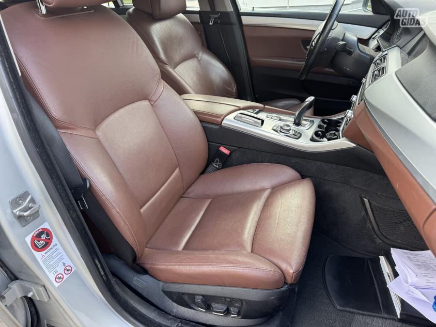 BMW 530 2011 in Marijampole, with an engine capacity of 3.00 L and mileage of 387 thousand km for 8185 €, photo 14 on AUTOMOTO.COM.LV