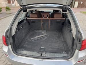 BMW 530 2011 in Marijampole, with an engine capacity of 3.00 L and mileage of 387 thousand km for 8185 €, photo 17 on AUTOMOTO.COM.LV