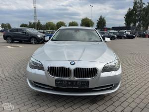 BMW 530 2011 in Marijampole, with an engine capacity of 3.00 L and mileage of 287 thousand km for 8485 €, photo 9 on AUTOMOTO.COM.LV