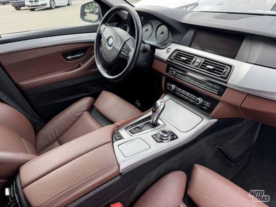 BMW 530 2011 in Marijampole, with an engine capacity of 3.00 L and mileage of 287 thousand km for 8485 €, photo 17 on AUTOMOTO.COM.LV