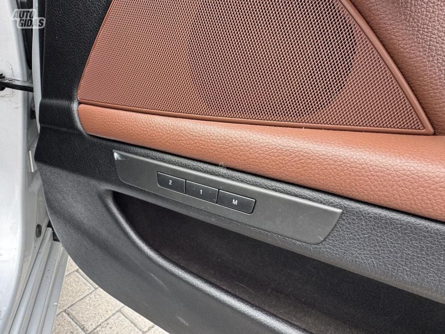BMW 530 2011 in Marijampole, with an engine capacity of 3.00 L and mileage of 287 thousand km for 8485 €, photo 18 on AUTOMOTO.COM.LV