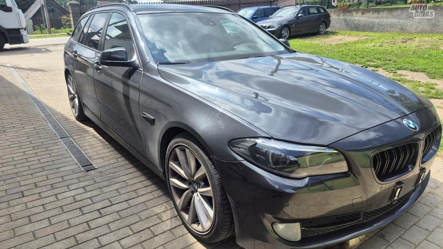 BMW 530 2011 in Marijampole, with an engine capacity of 3.00 L and mileage of 280 thousand km for 3650 €, photo 1 on AUTOMOTO.COM.LV