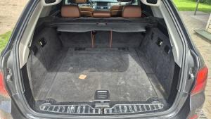 BMW 530 2011 in Marijampole, with an engine capacity of 3.00 L and mileage of 280 thousand km for 3650 €, photo 11 on AUTOMOTO.COM.LV